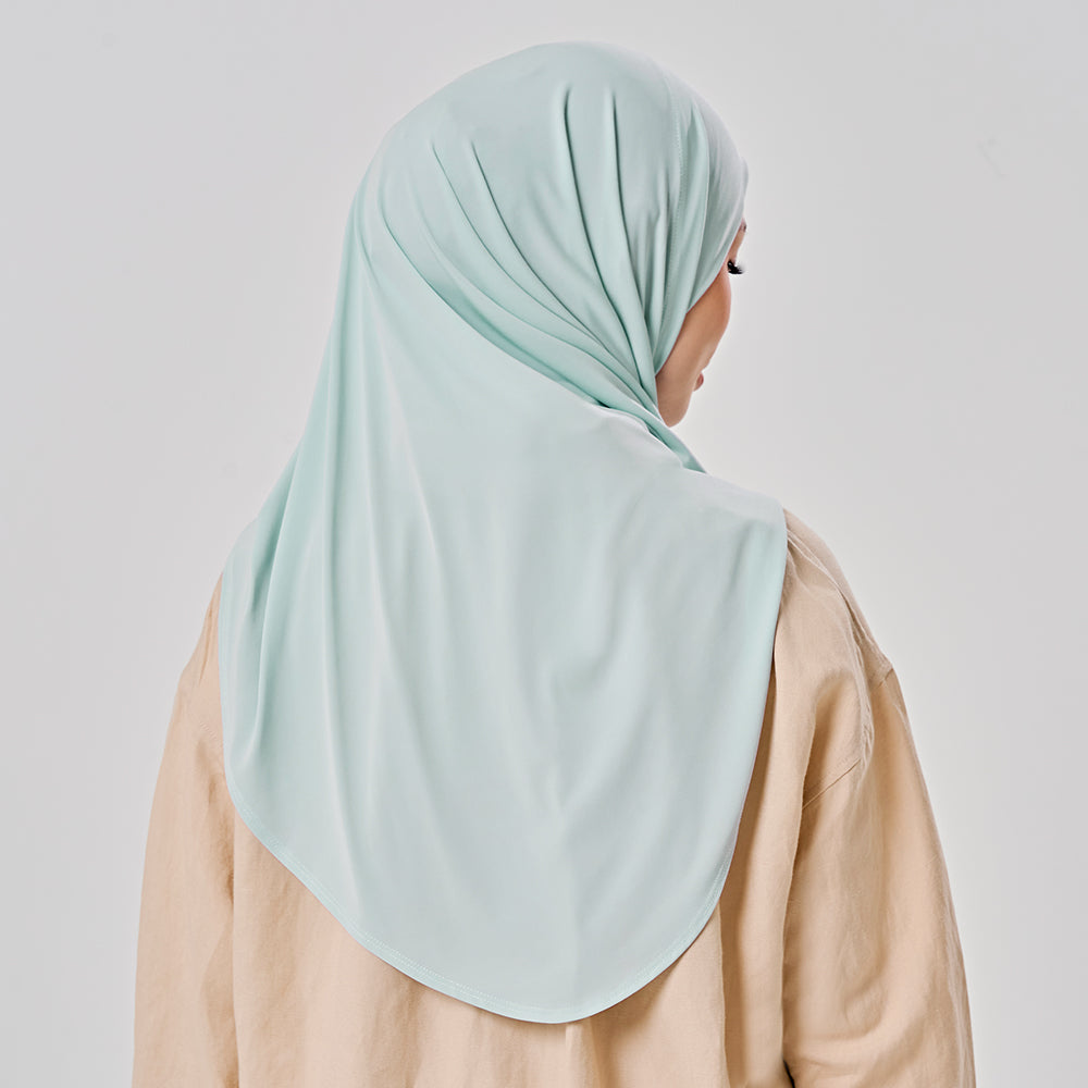 Hudaa Basic in Saltwater | TudungPeople